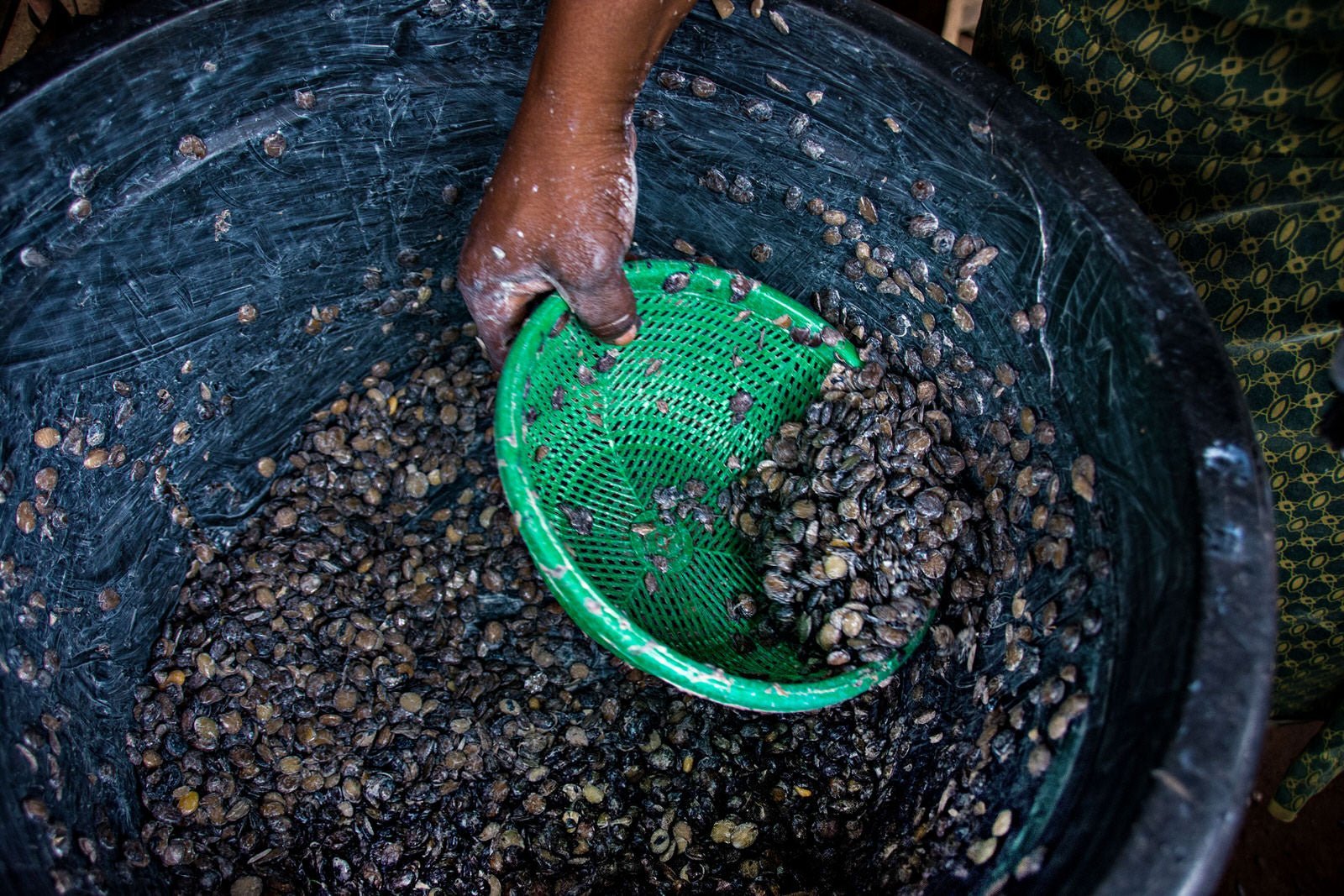 The rise of seasoning cubes in making local Nigerian food – Indeegenus